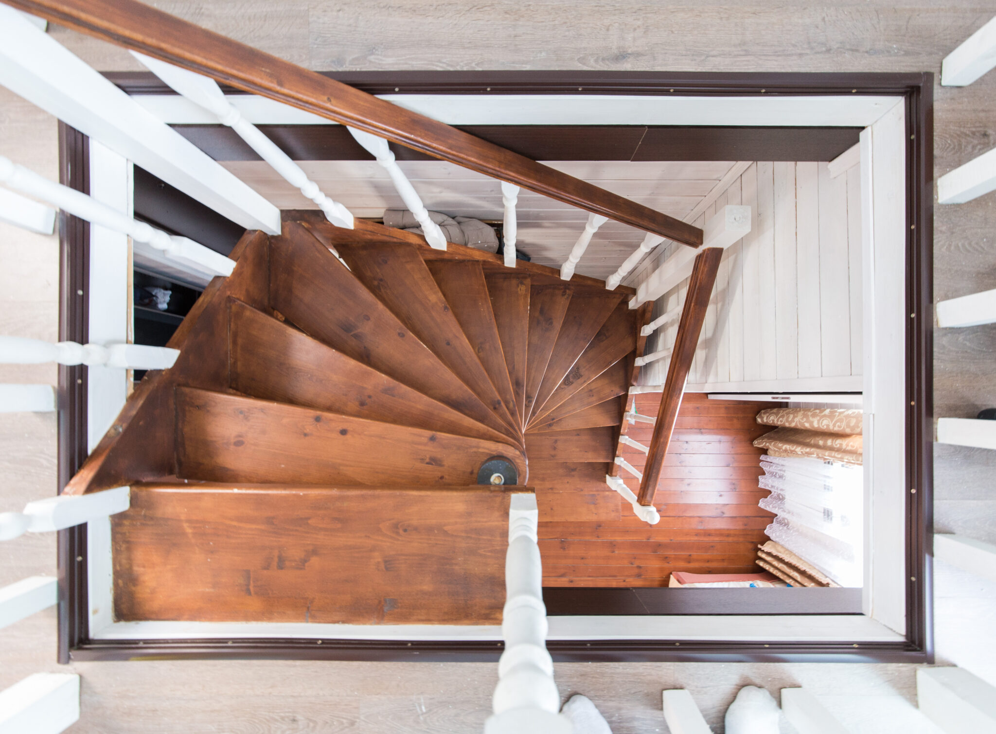 What’s a Baluster? — Supporting and Safeguarding with Wood, Glass ...