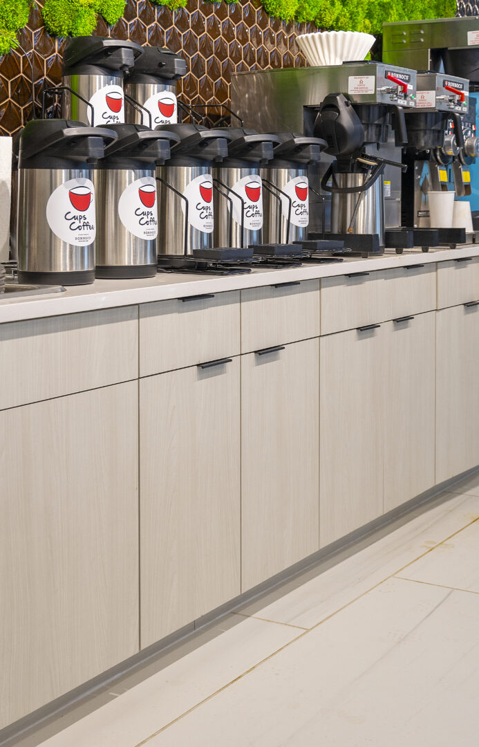 Open-and-Shut Case: Six Types of Cabinet Pulls to Consider for Your ...